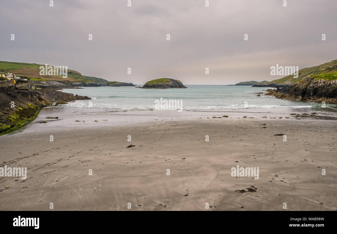 Tragumna beach hi-res stock photography and images - Alamy