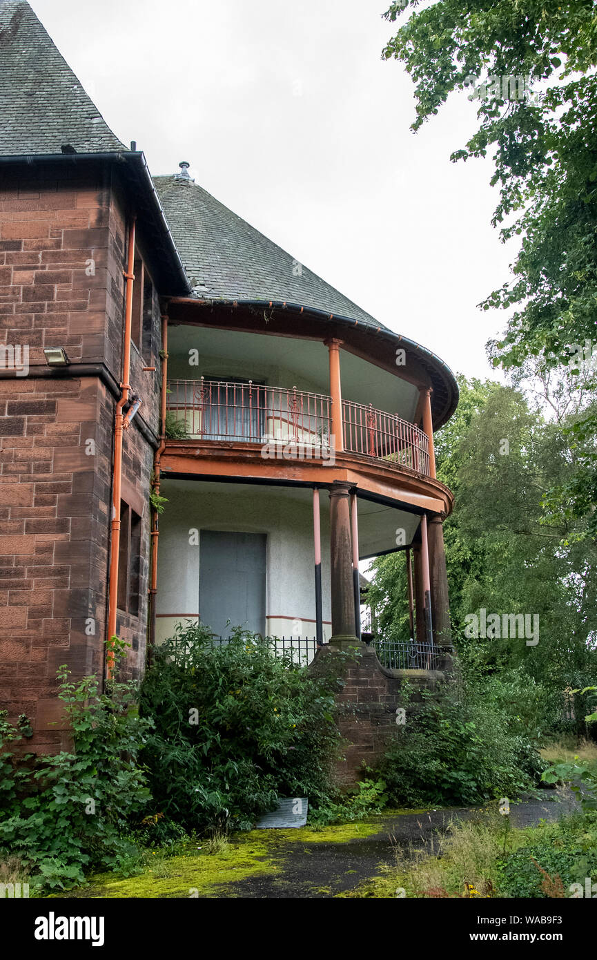 Royal alexandra hospital paisley hi-res stock photography and images ...