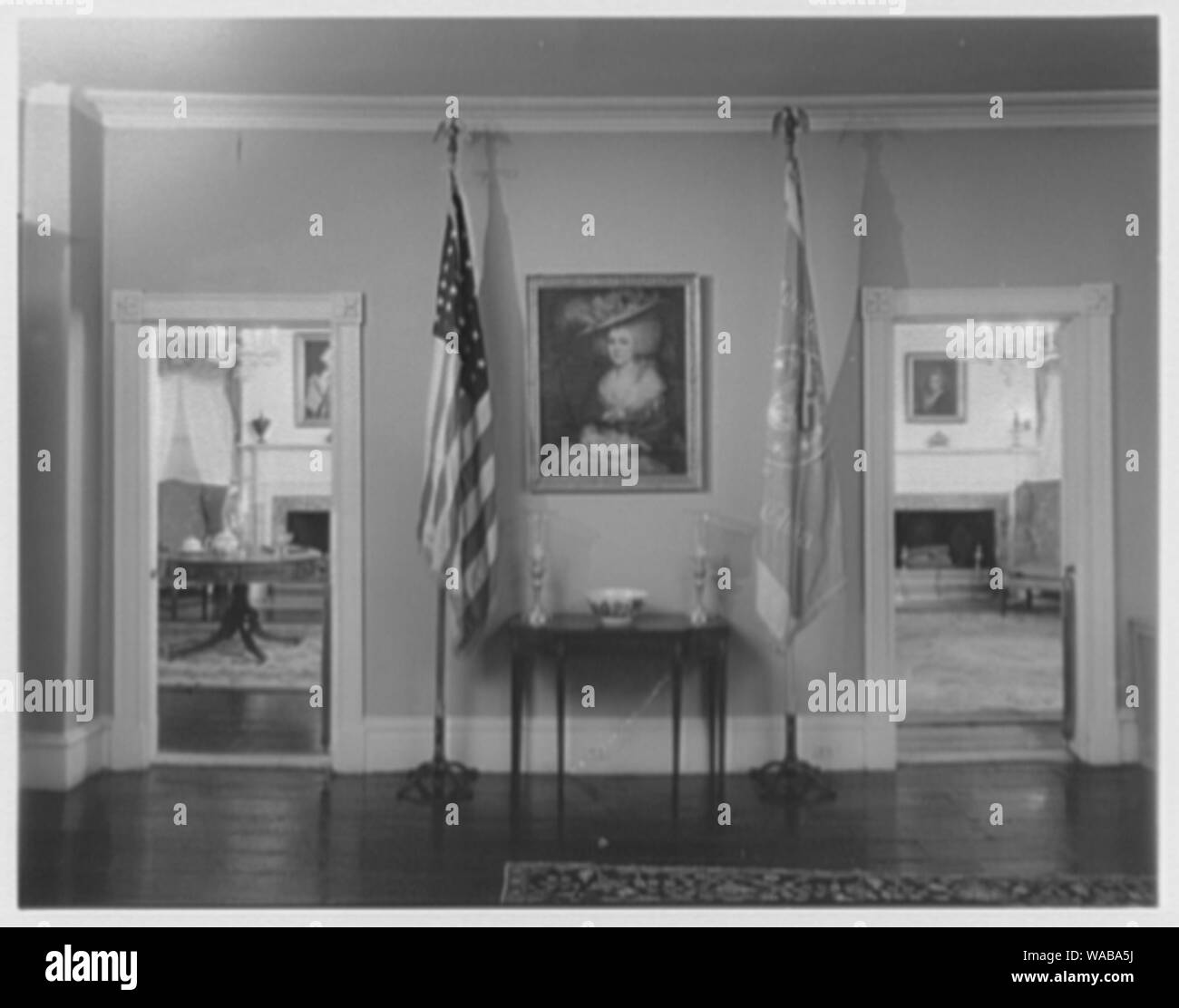 American colonial women Black and White Stock Photos & Images - Alamy