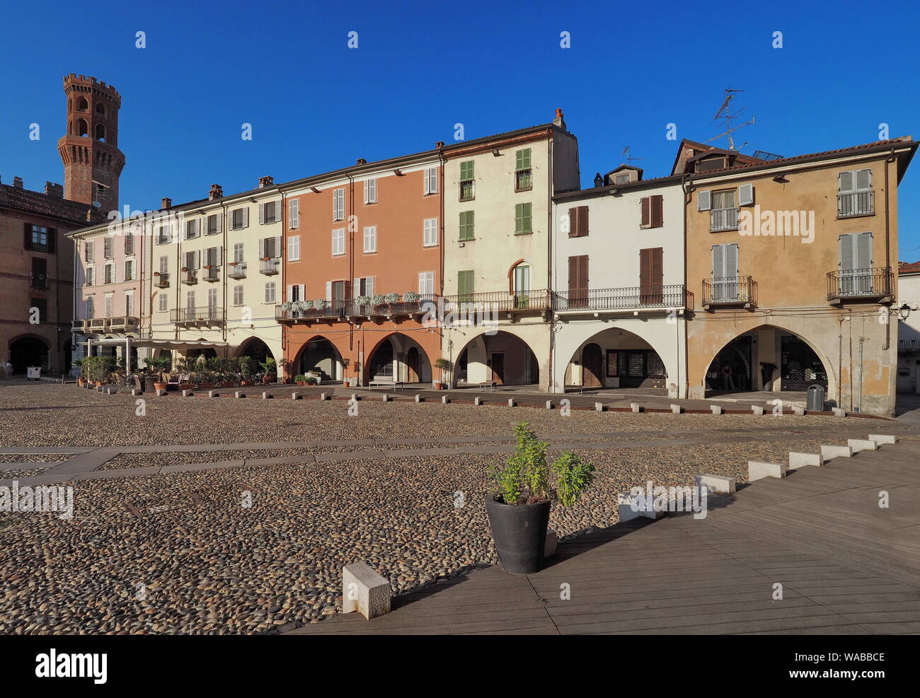 Square cavour hi-res stock photography and images - Alamy