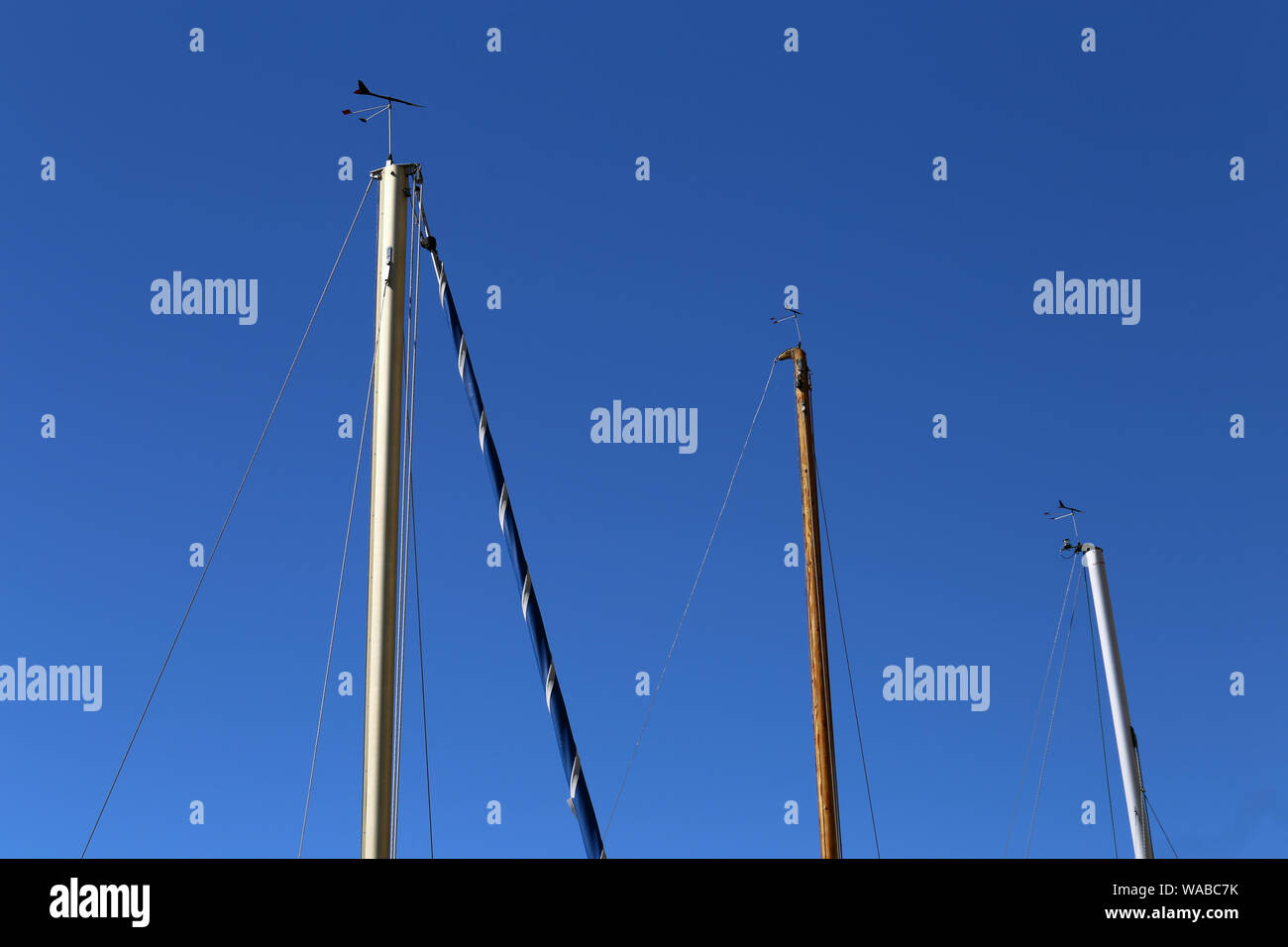 Three mast ship hi-res stock photography and images - Alamy