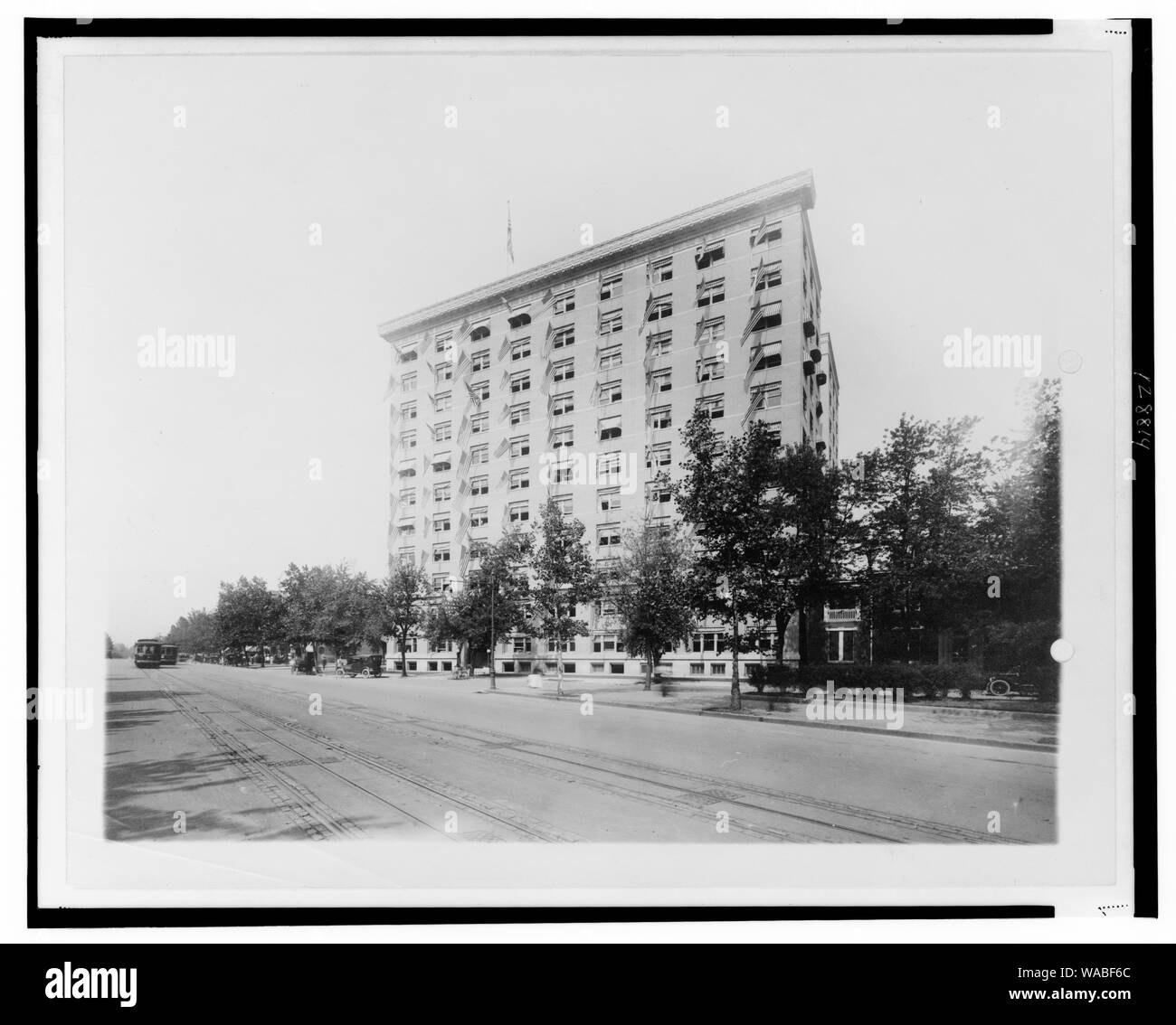 Commerce department Black and White Stock Photos & Images - Alamy