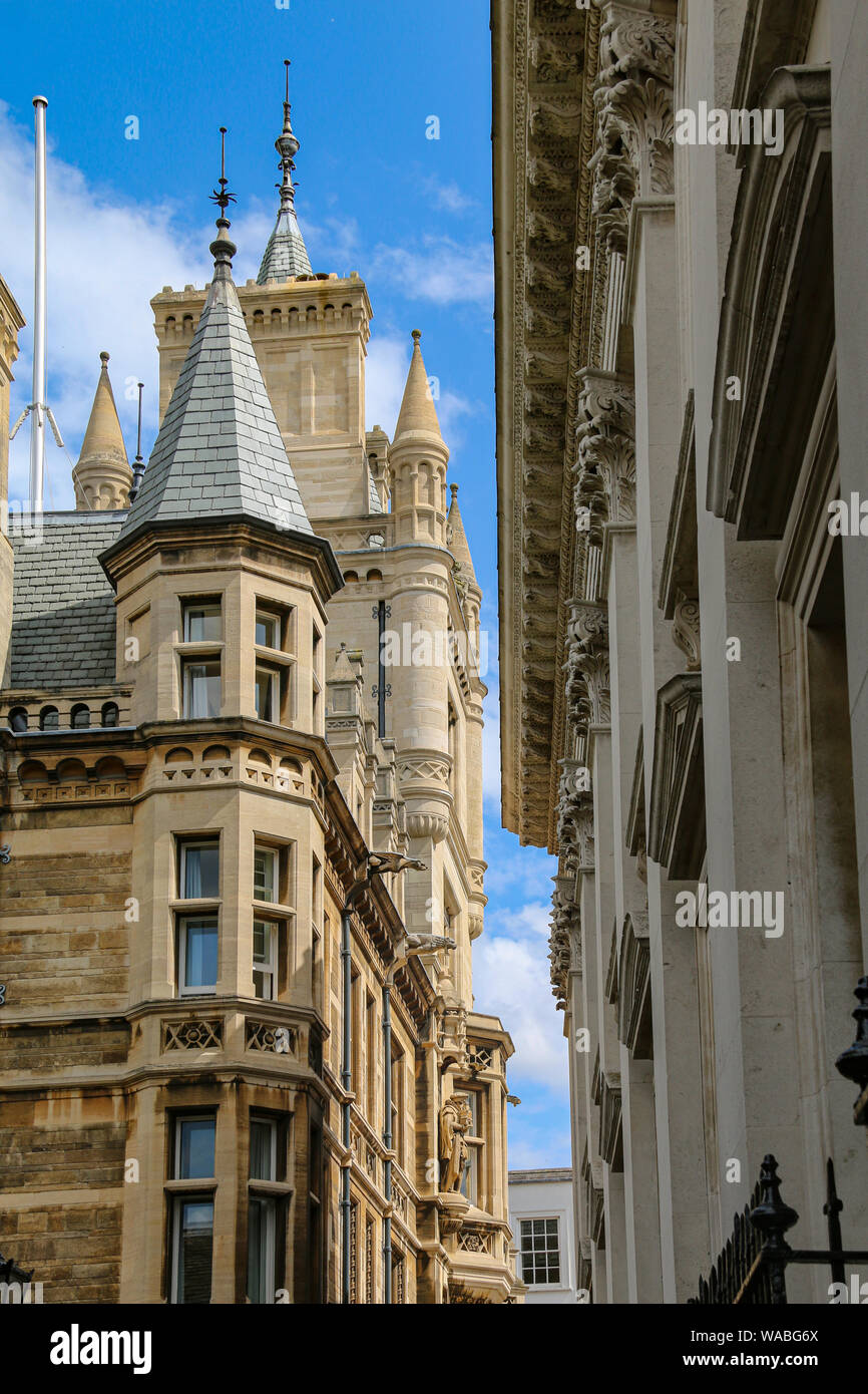 Iconic buildings cambridge hi-res stock photography and images - Alamy