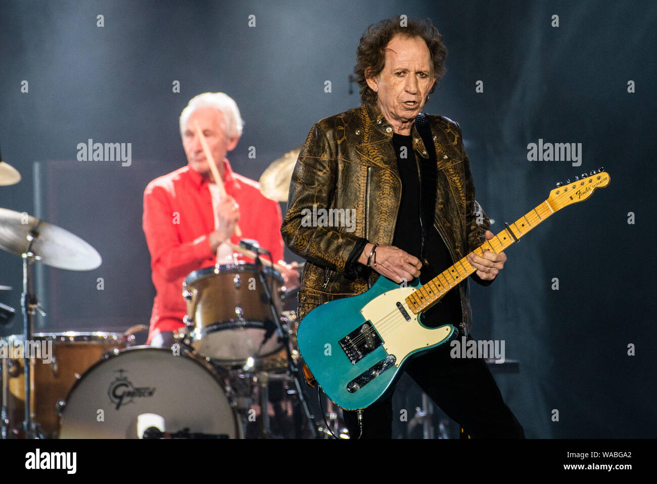 SANTA CLARA, CALIFORNIA - AUGUST 18: Charlie Watts and Keith Richards ...
