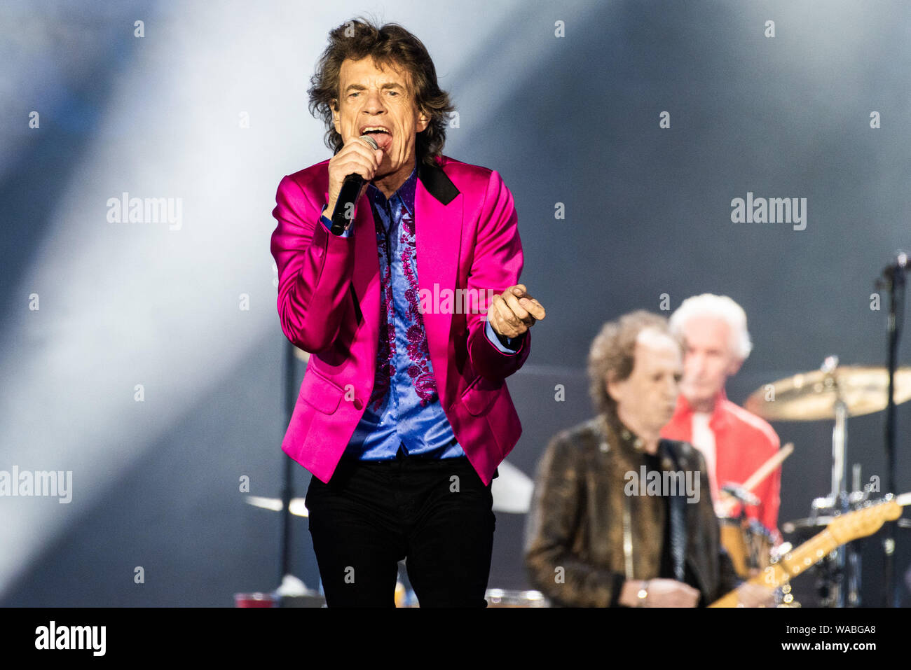 SANTA CLARA, CALIFORNIA - AUGUST 18: Mick Jagger of The Rolling Stones ...