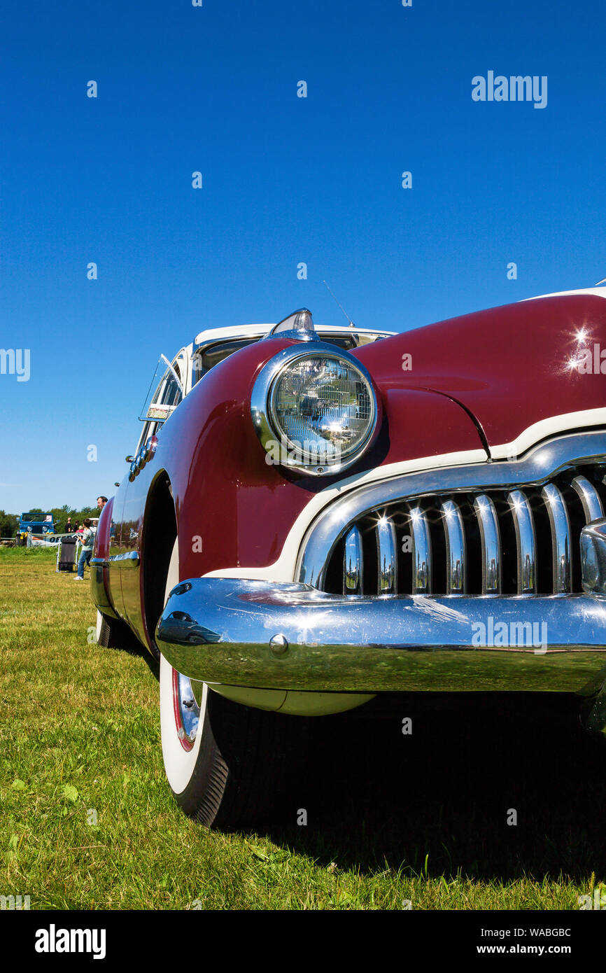 Front of an old classic American car Stock Photo - Alamy