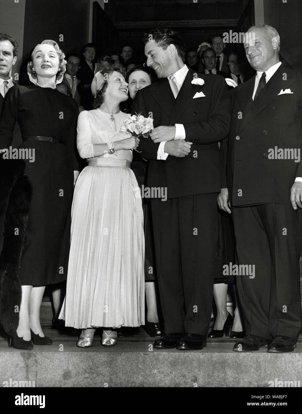 Marlene Dietrich at the wedding Of Edith Piaf and Jacques Peals (1952 ...