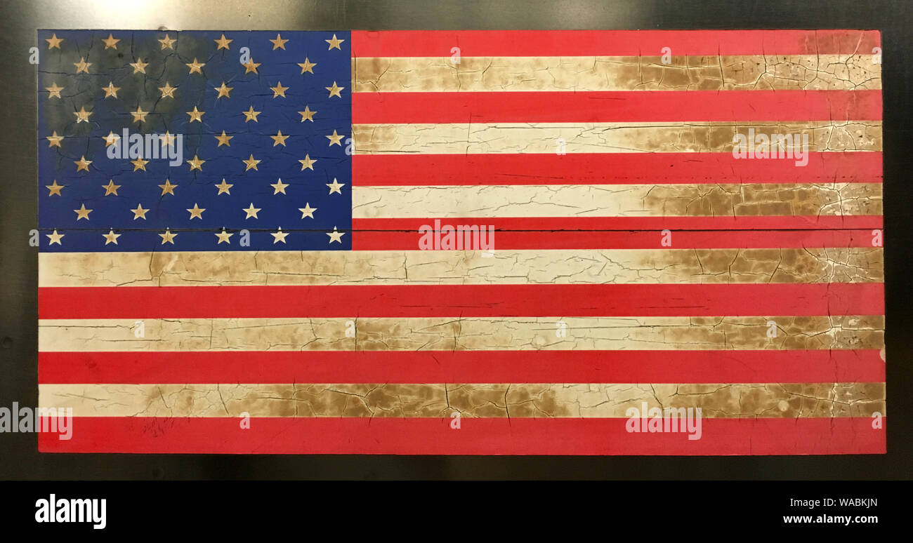 Rusty usa flag hi-res stock photography and images - Alamy