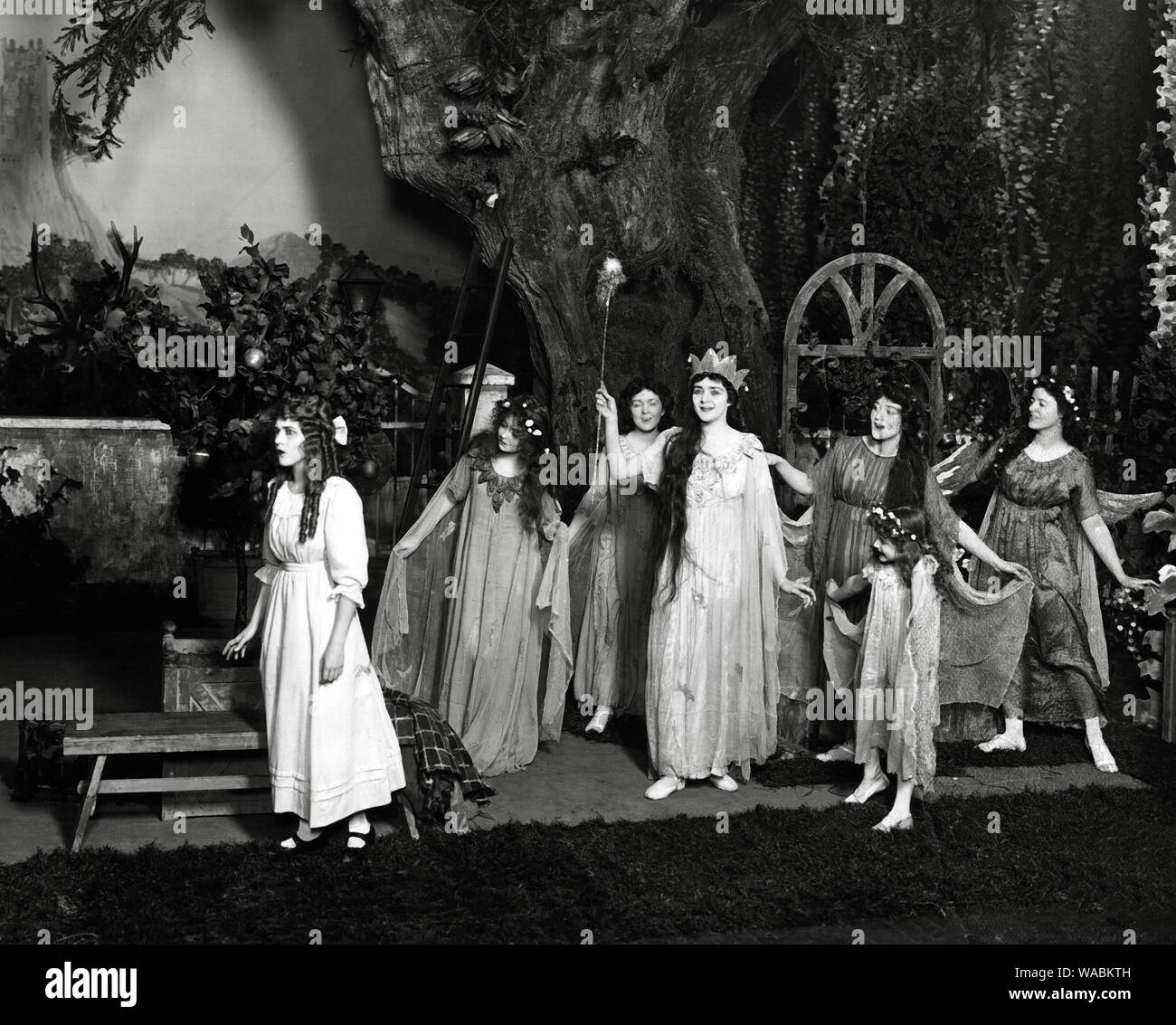 Mary Pickford, Lillian Gish, "A Good Little Devil" (1913) Famous Player ...