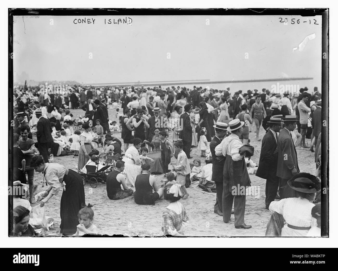 Coney island Cut Out Stock Images & Pictures - Alamy