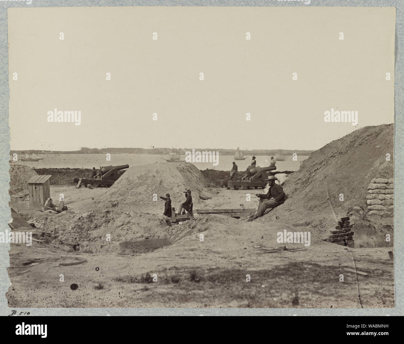 Confederate fortifications hi-res stock photography and images - Alamy