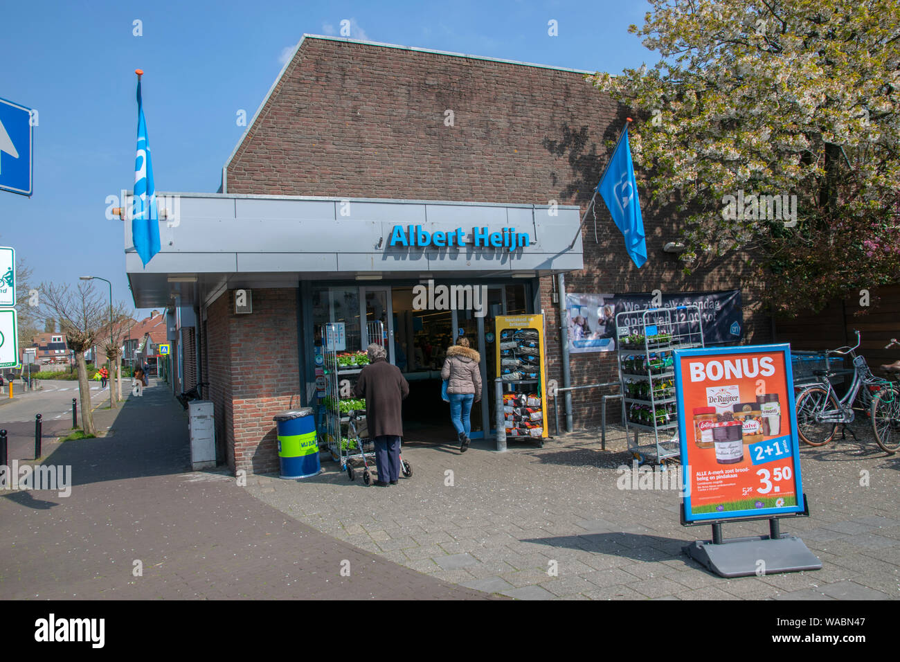 Ahold retail business hi-res stock photography and images - Alamy