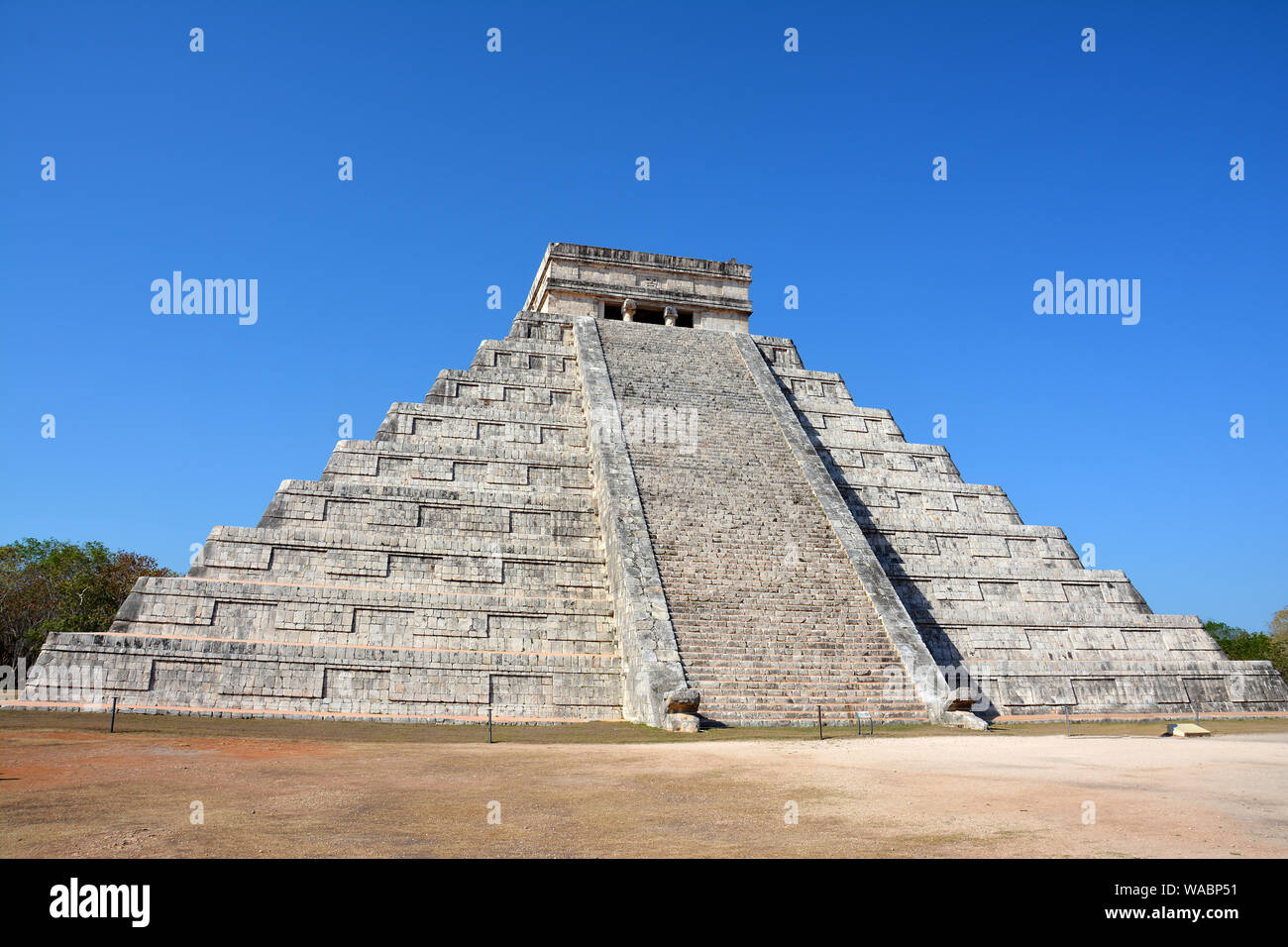 mayan temples mexico Stock Photo - Alamy