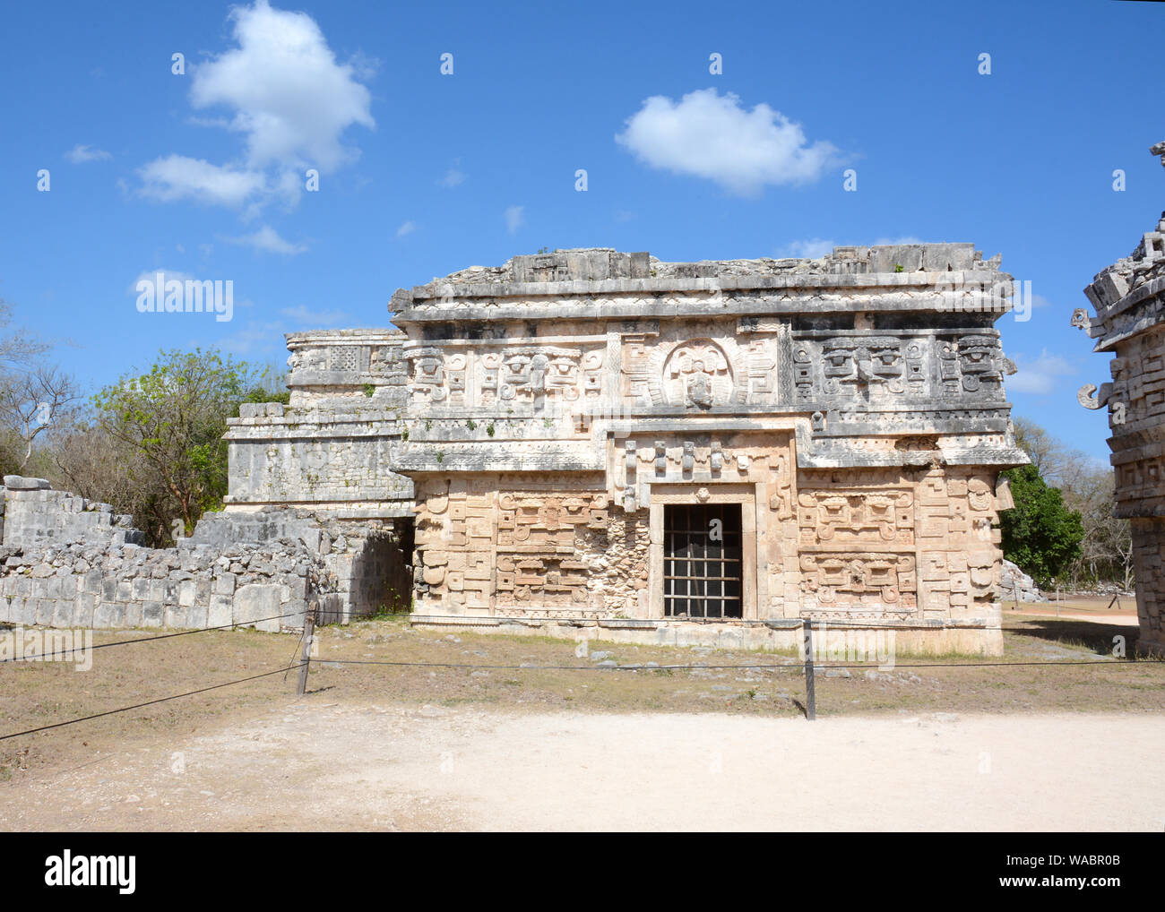 mayan temples mexico Stock Photo - Alamy