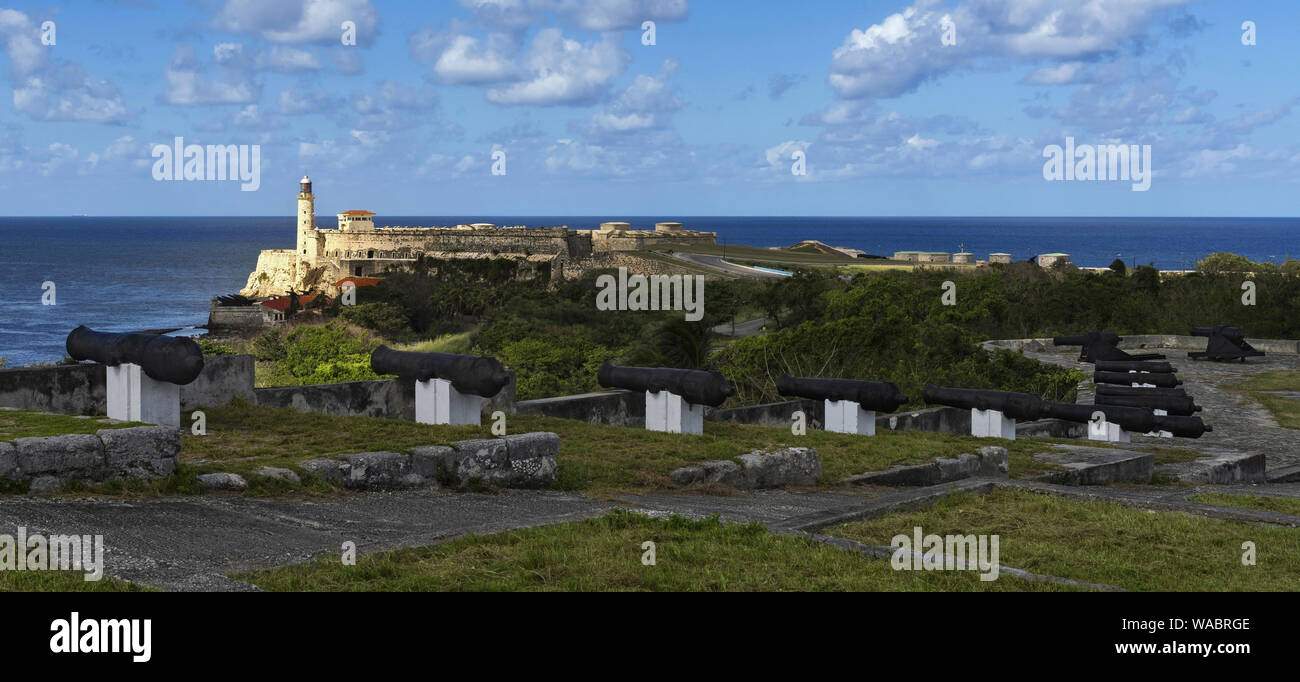 Havana, fortress with lighthouse Stock Photo - Alamy