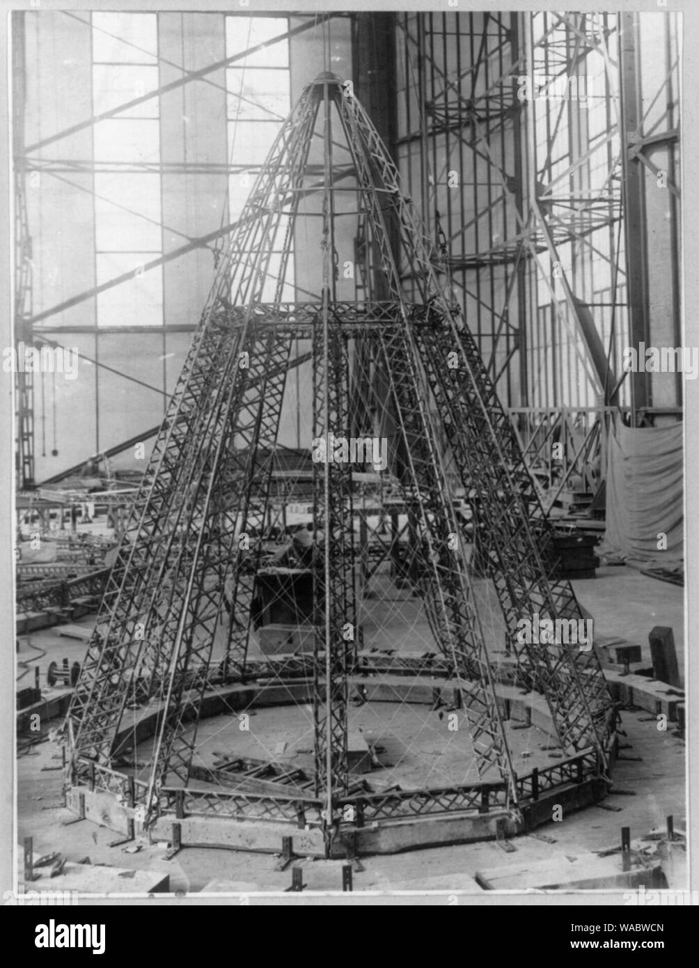 German zeppelin Black and White Stock Photos & Images - Alamy