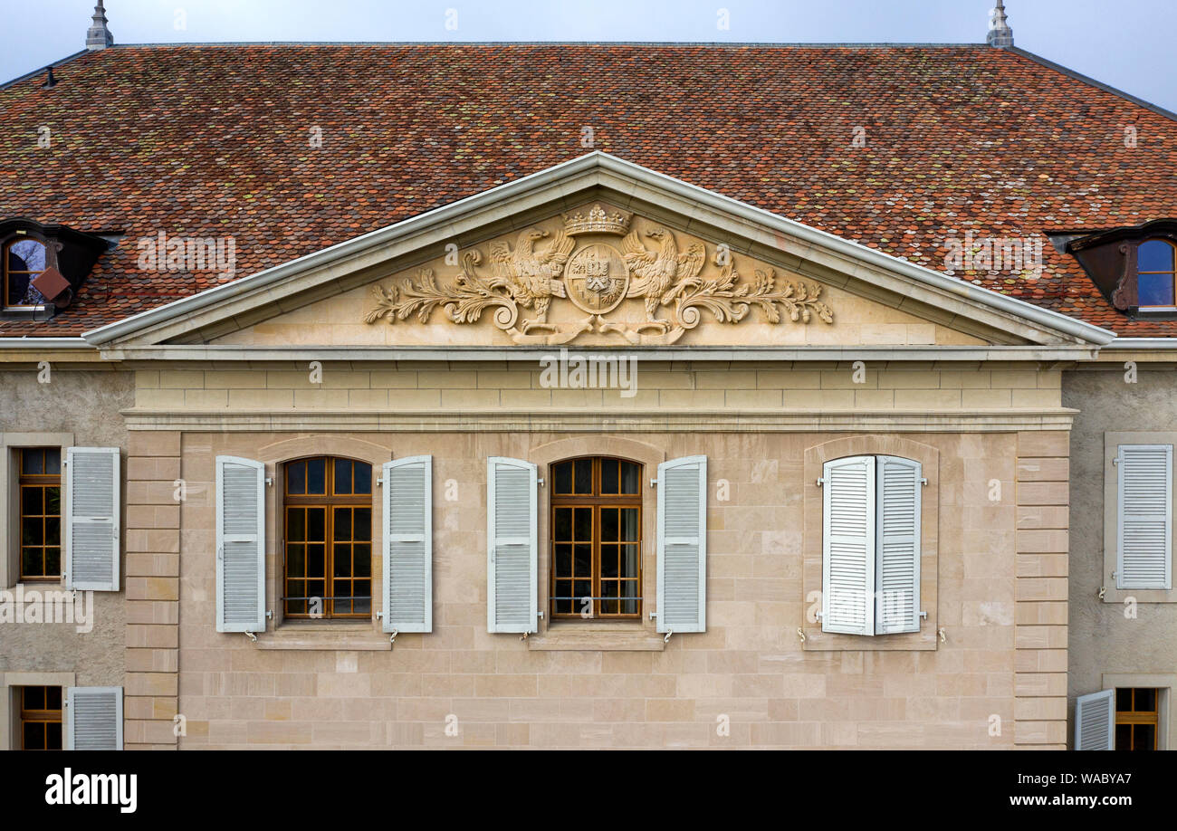 Front facades hi-res stock photography and images - Alamy