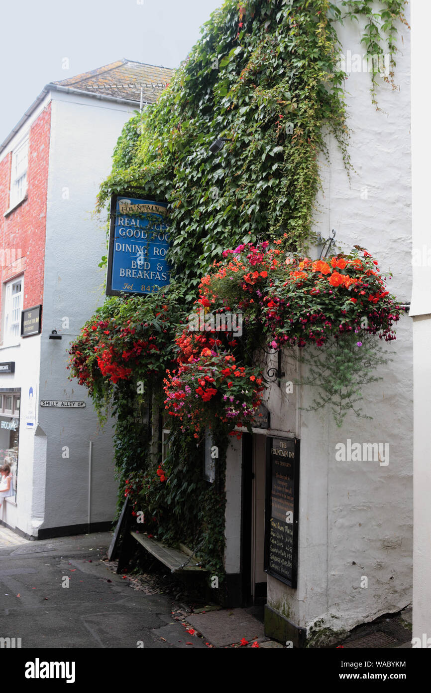 Oldest pub in mevagissey hi-res stock photography and images - Alamy