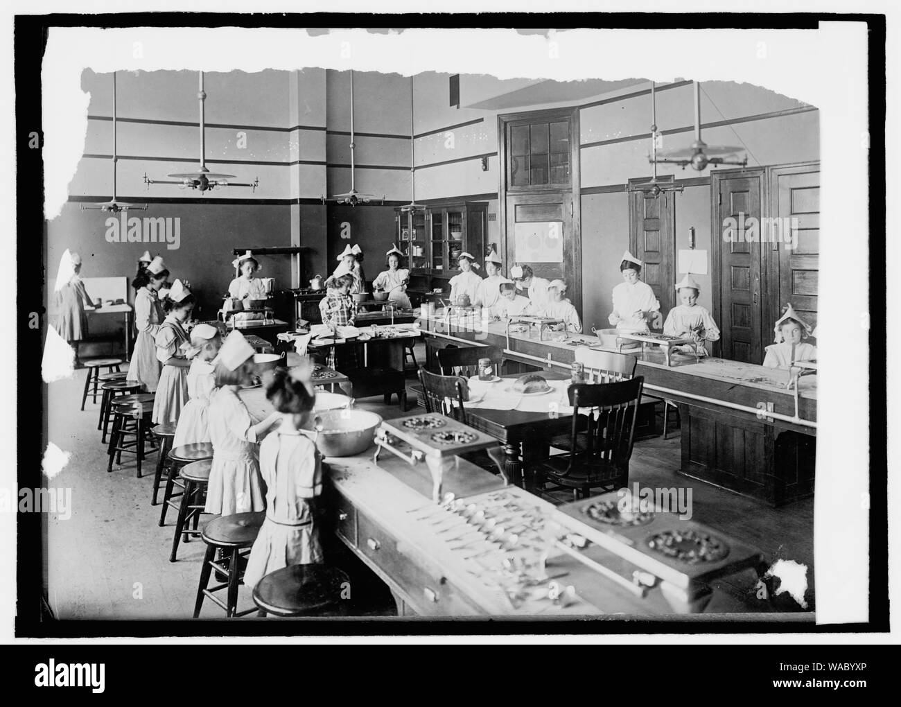 Cooking laboratory in elementary school, New York Stock Photo - Alamy