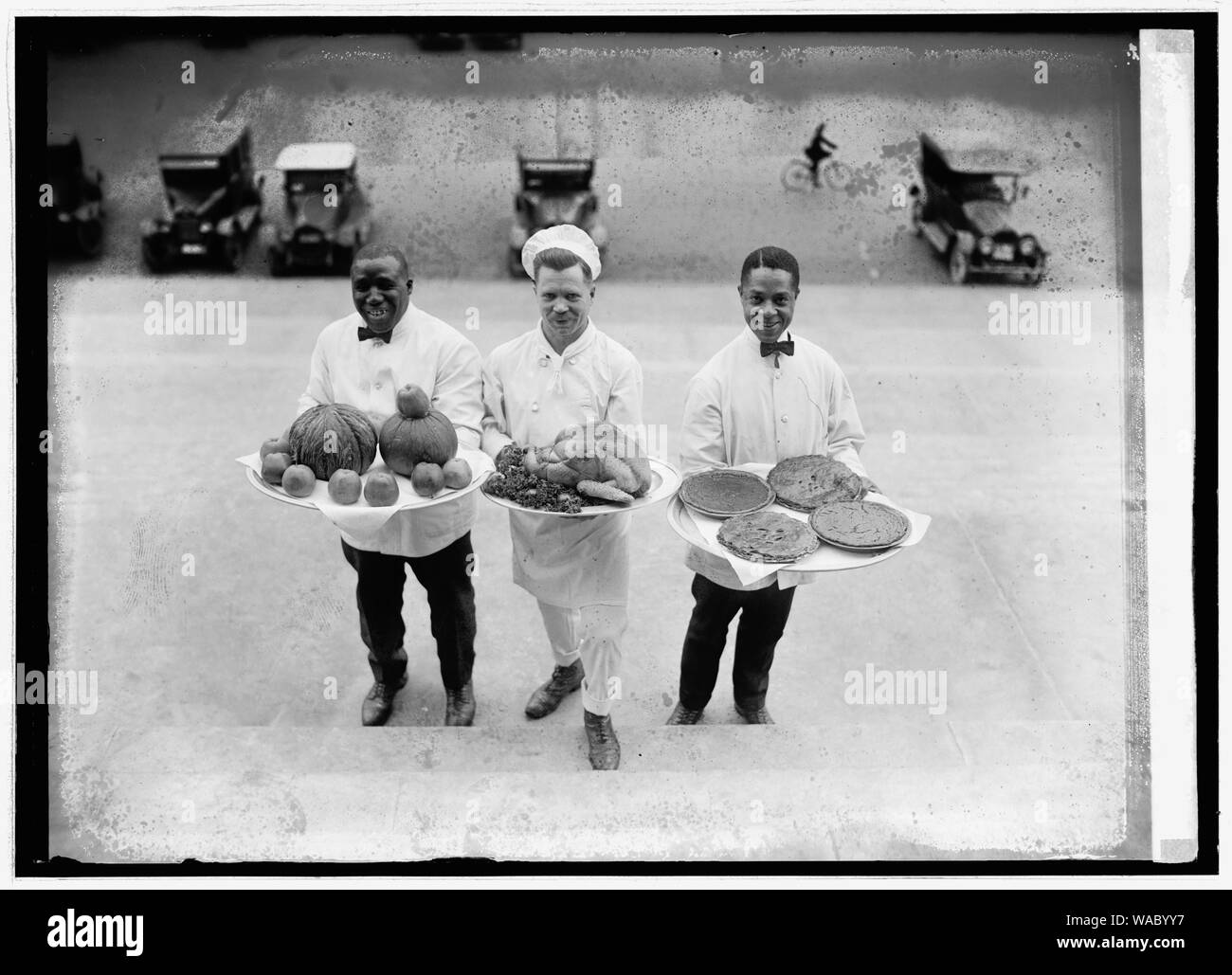 Turkey platters hi-res stock photography and images - Alamy