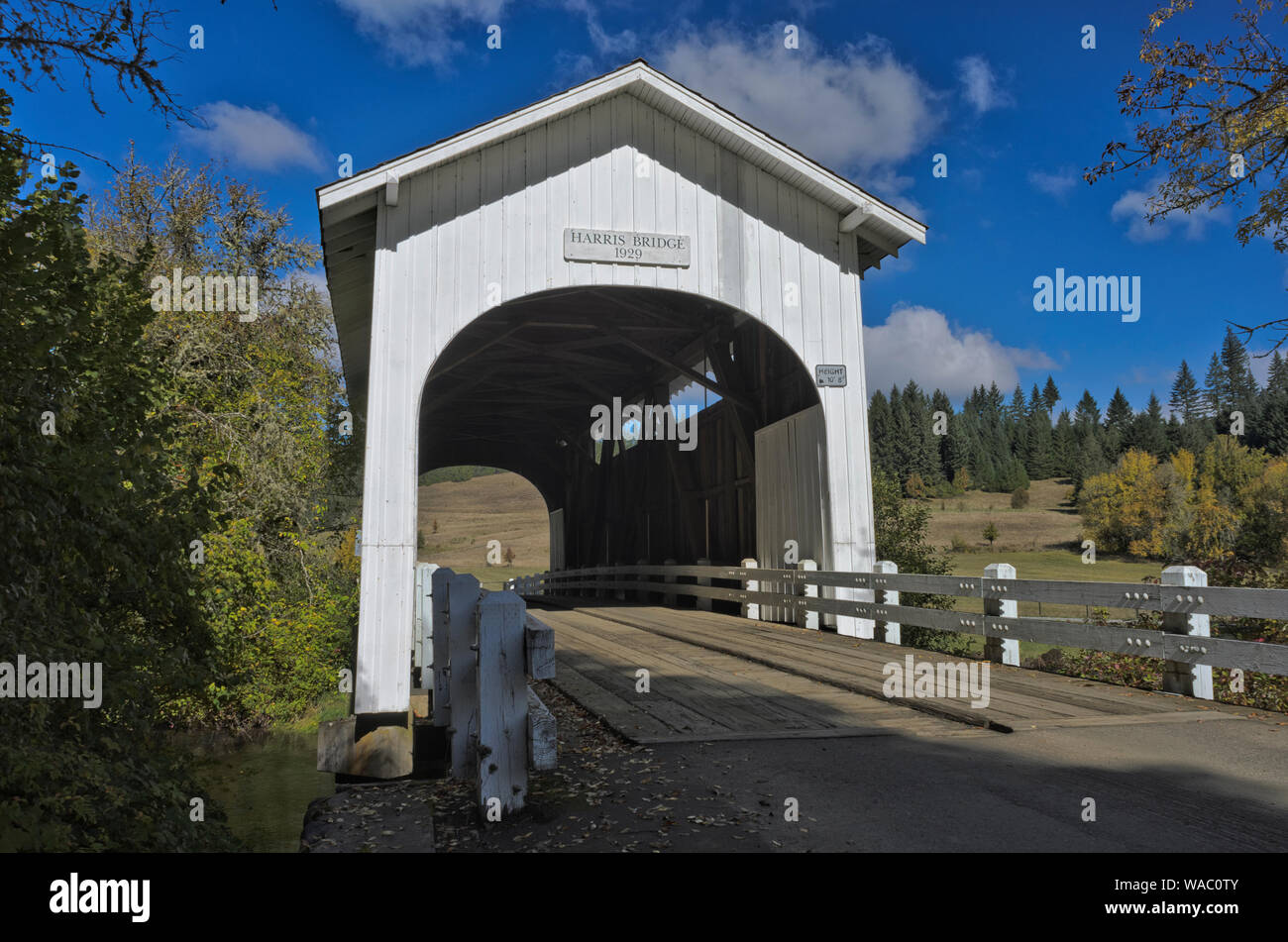 Rural area bridge hi-res stock photography and images - Alamy