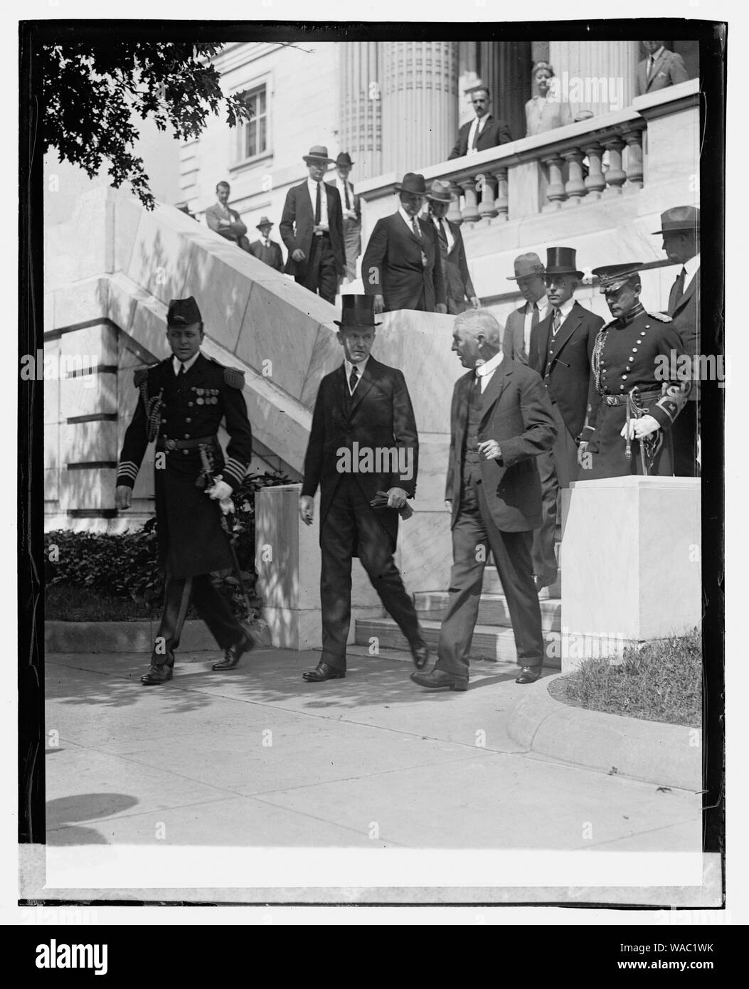 American patriotic figures Black and White Stock Photos & Images - Alamy