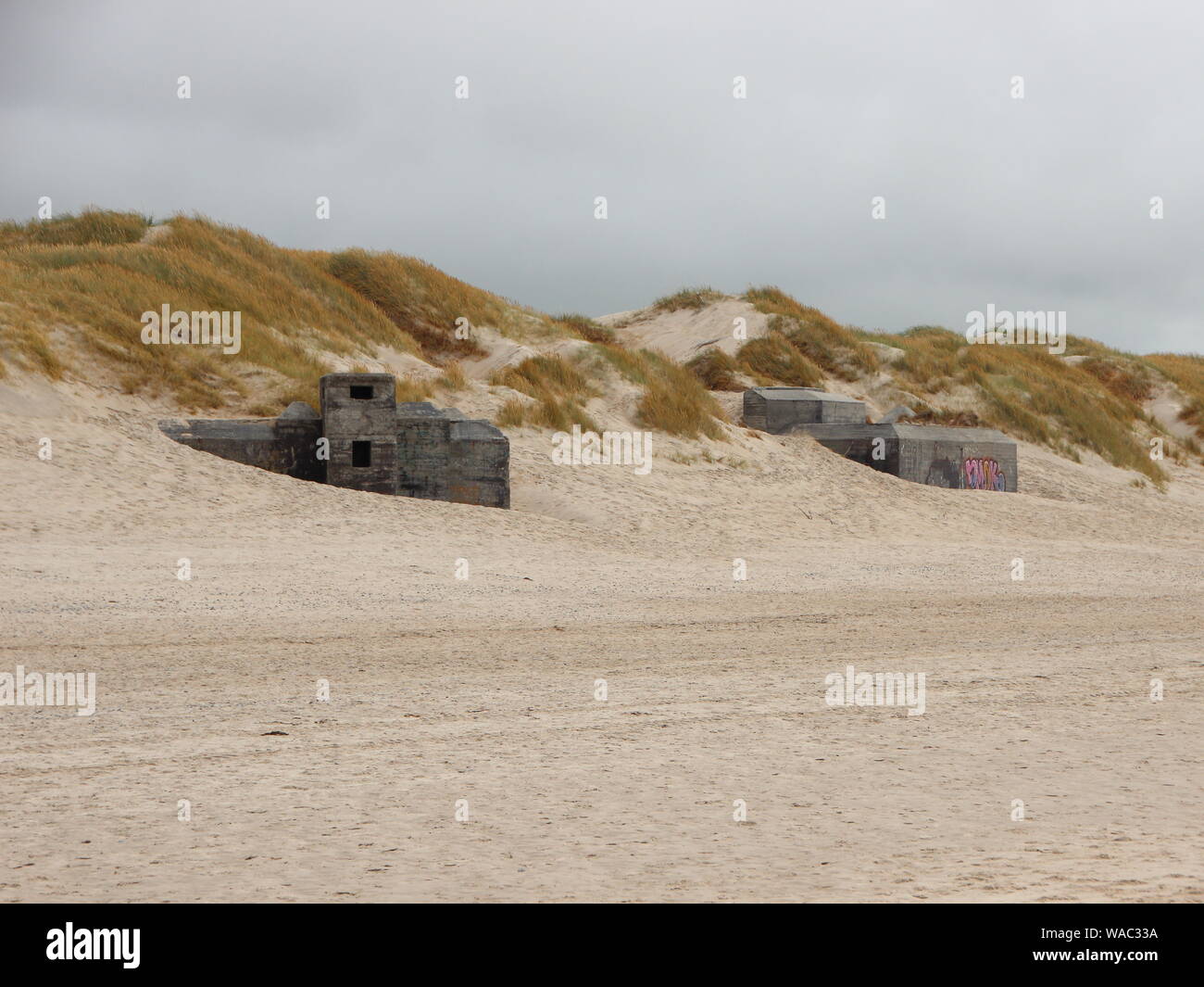 World war two concrete bunkers hi-res stock photography and images - Alamy