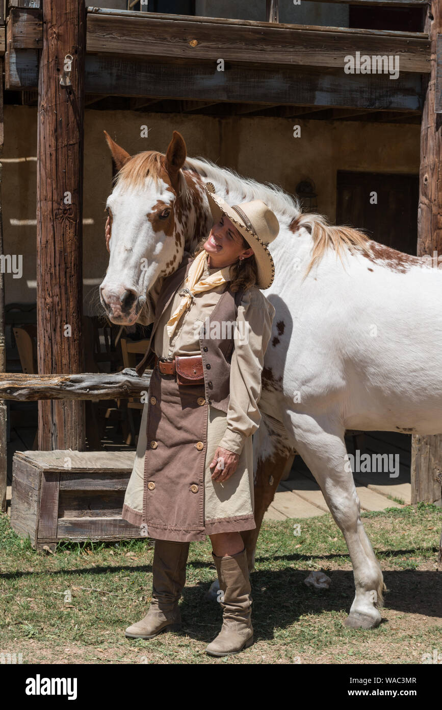 Pistol-packin' Paula Saletnik, whose gun-twirling and-tossing ...