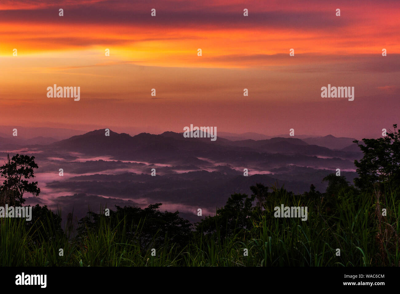 Thermal inversion hi-res stock photography and images - Alamy