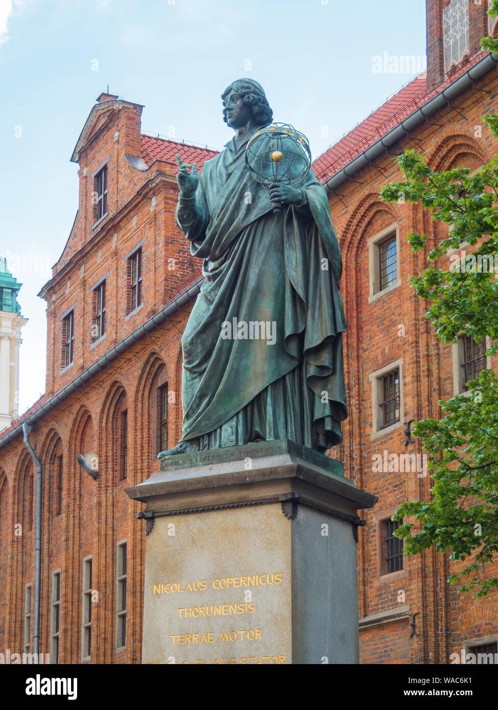Sculpture of copernicus hi-res stock photography and images - Alamy