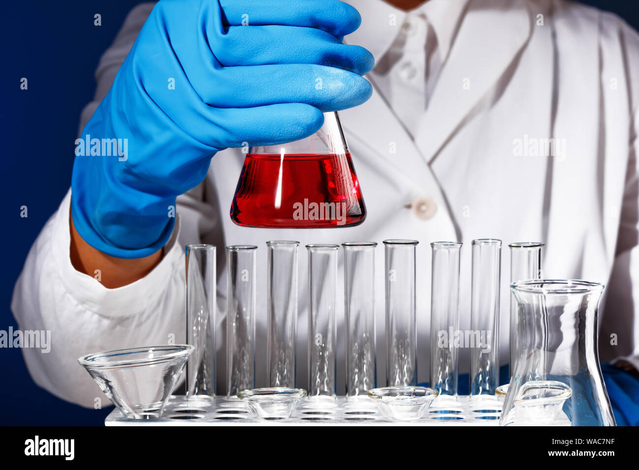 Lab measurement hi-res stock photography and images - Alamy