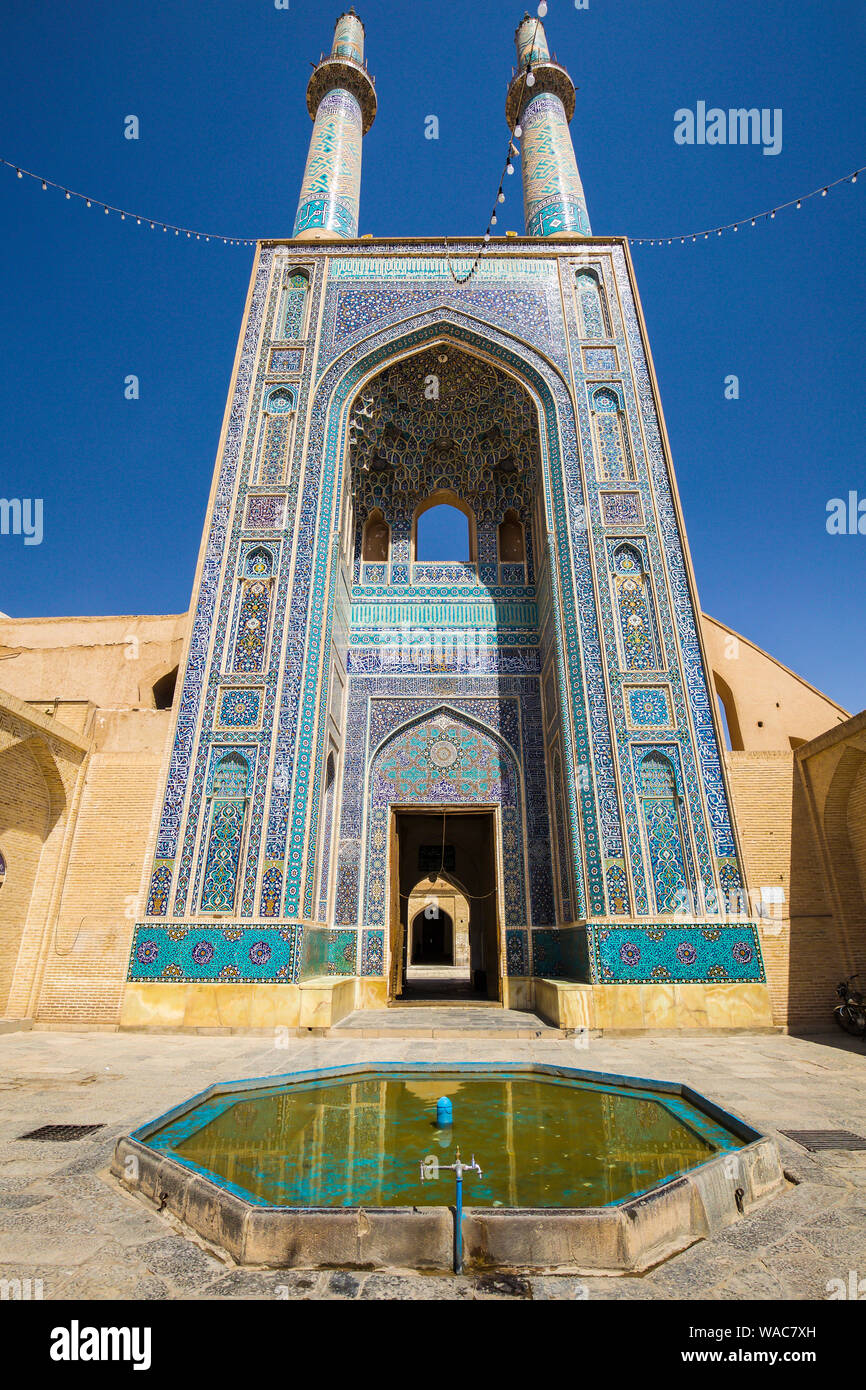 Masjed e hi-res stock photography and images - Alamy