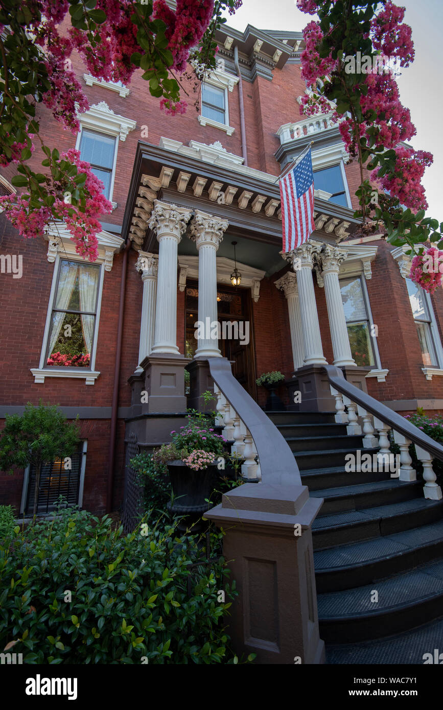 Savannah kehoe house hi-res stock photography and images - Alamy