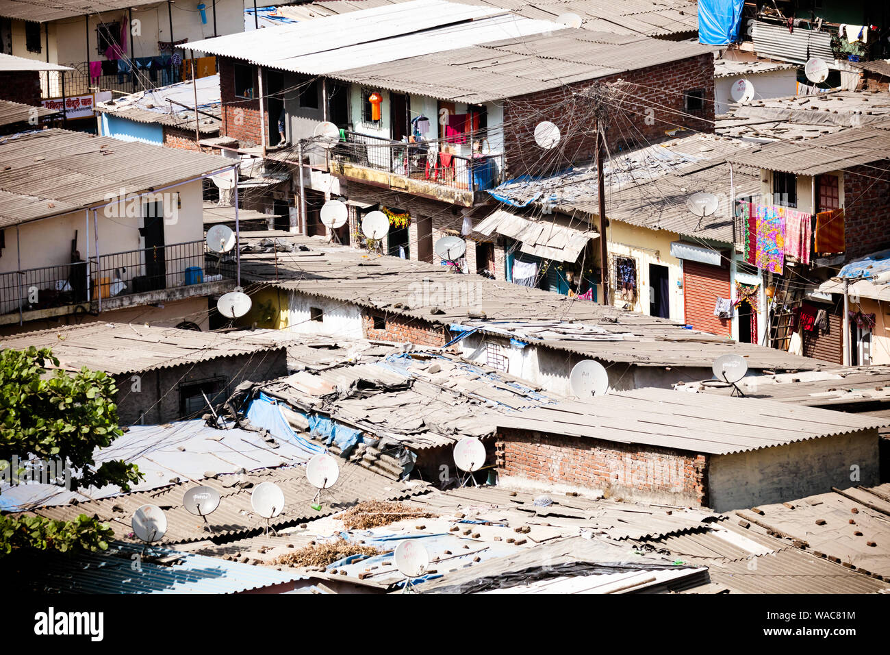 Indian slum rooftop hi-res stock photography and images - Alamy