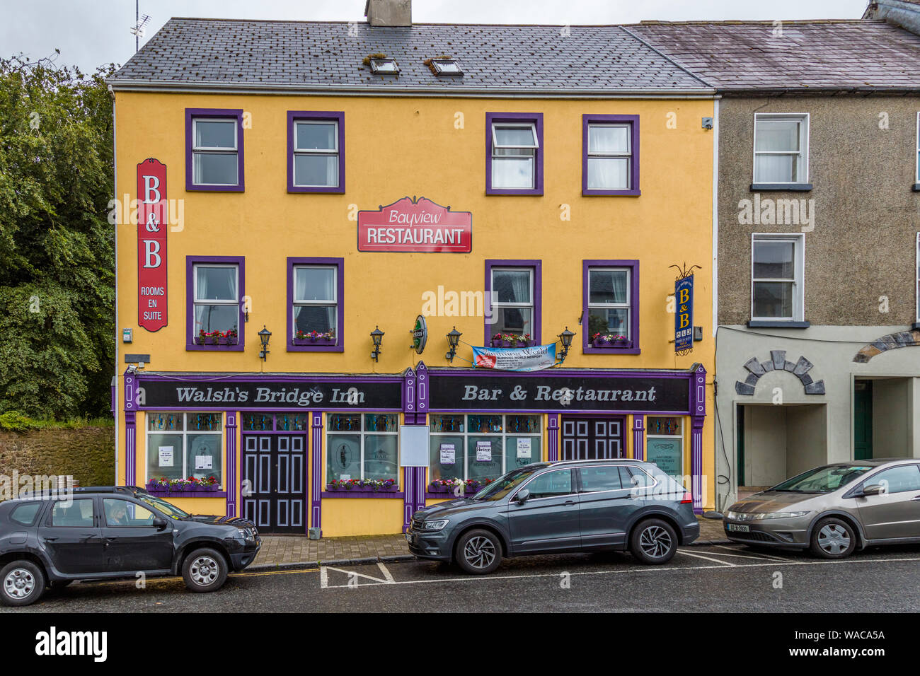 Buildings newport hi-res stock photography and images - Alamy