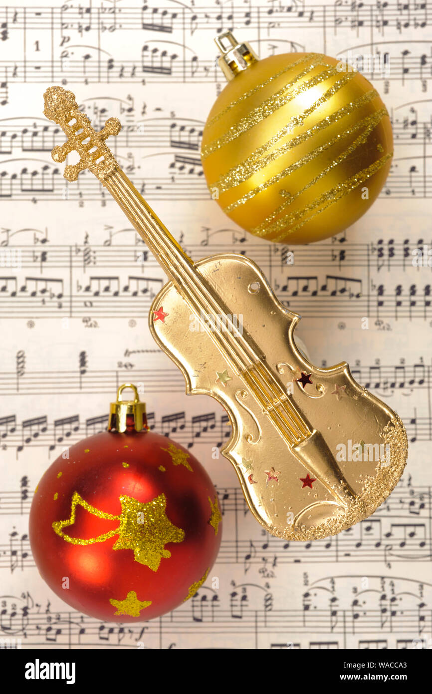 Christmas music frame hi-res stock photography and images - Alamy