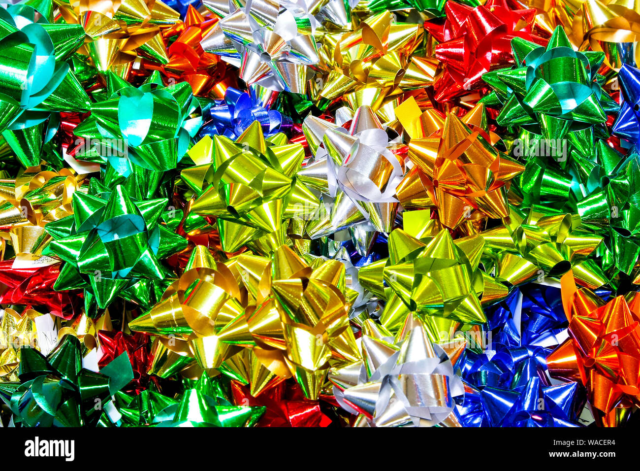 Shiny christmas decoration hi-res stock photography and images - Alamy