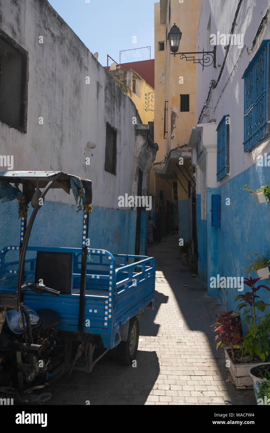Tangier street scene hi-res stock photography and images - Alamy