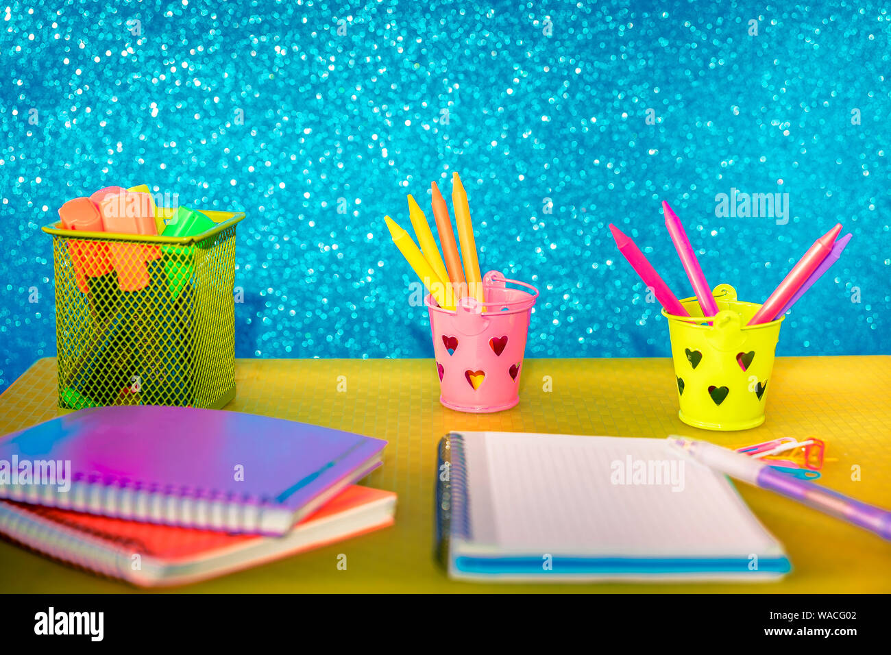 Back tu school hi-res stock photography and images - Alamy