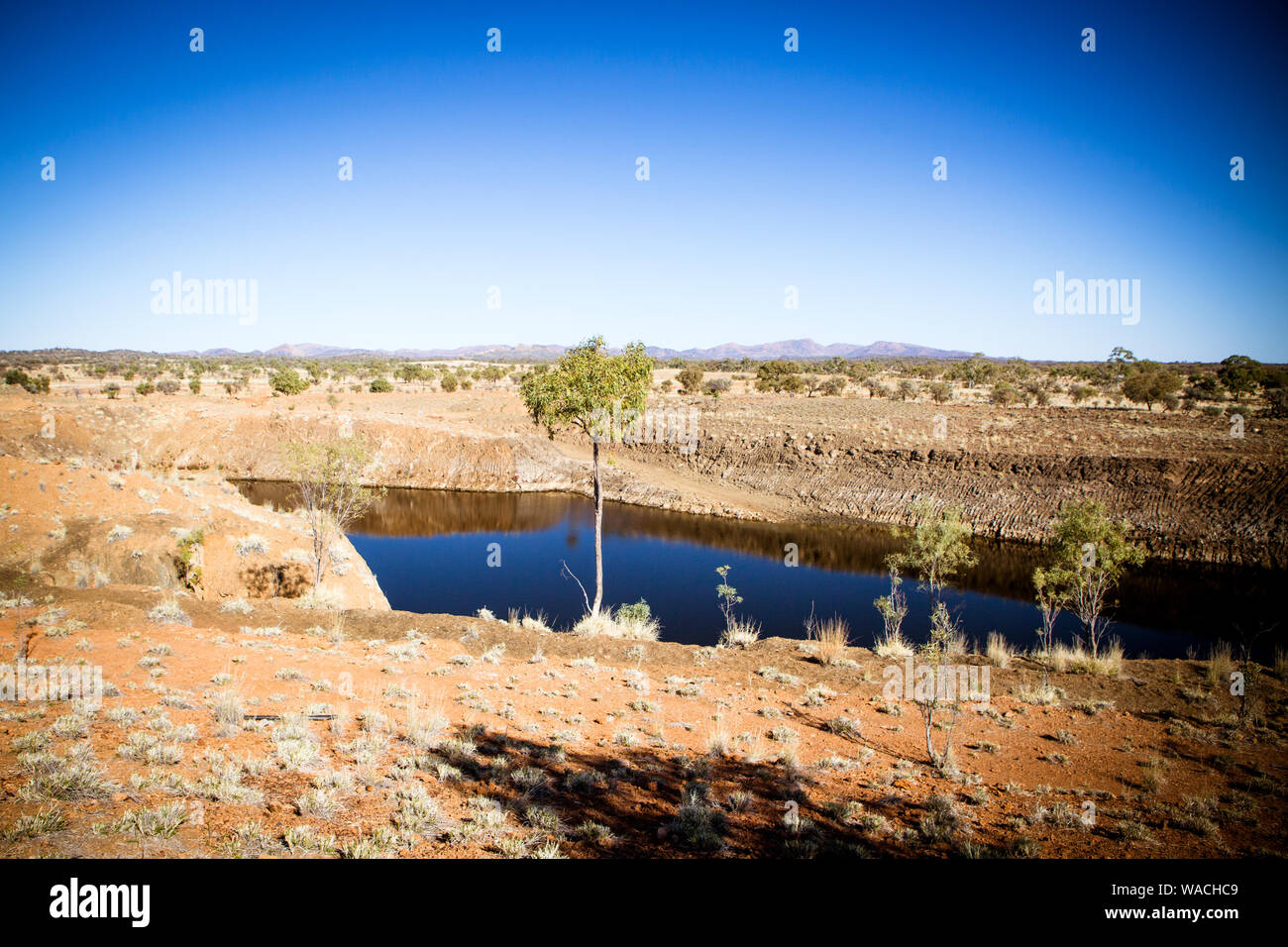 Outback Dam near Gemtree Stock Photo - Alamy