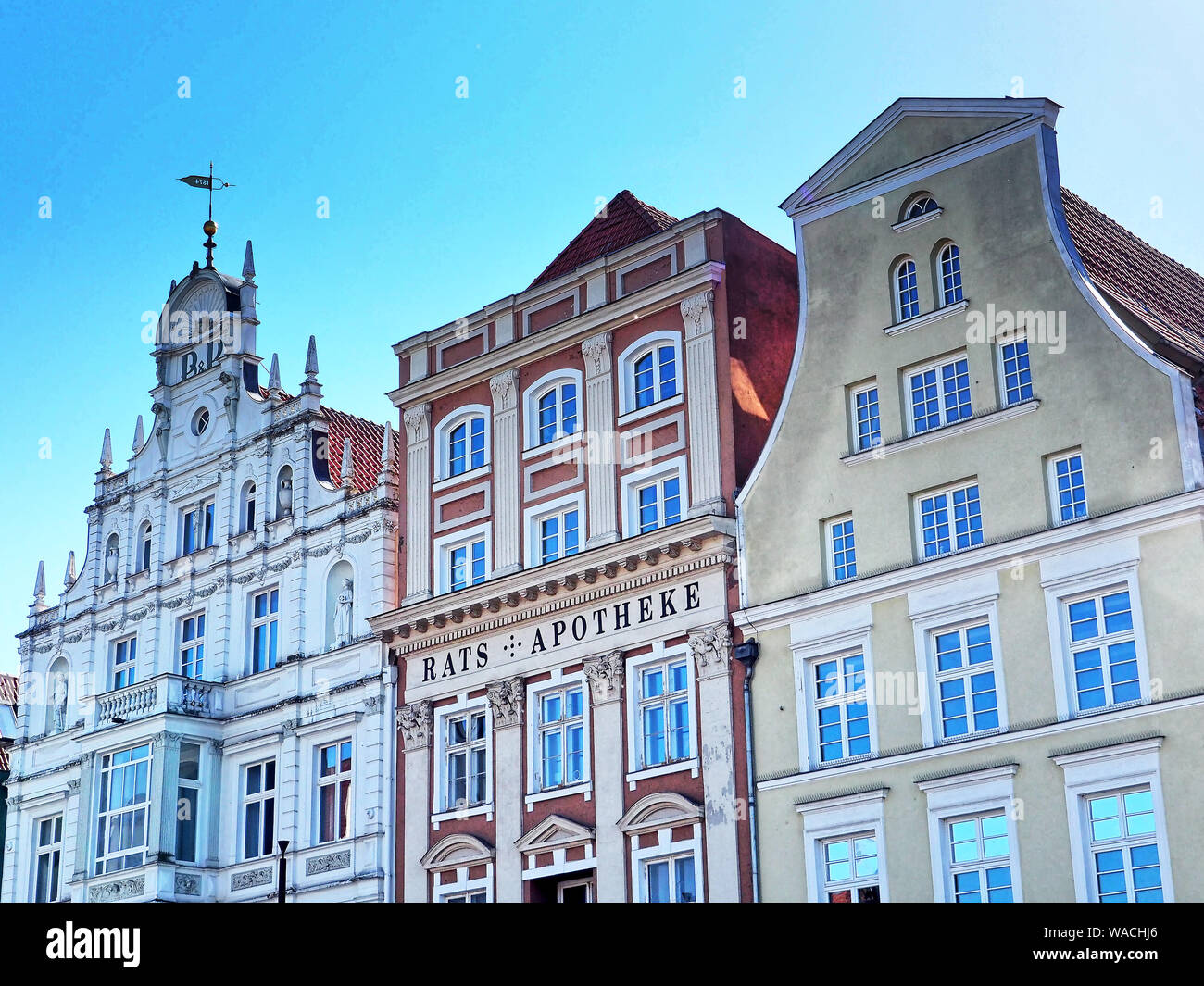 Neuer market square hi-res stock photography and images - Alamy
