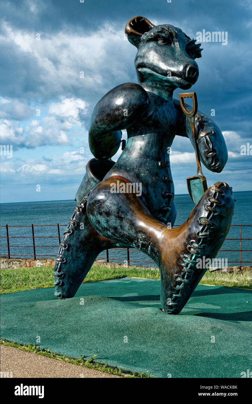 Public Sculpture in Greystones,Co.Wicklow,Ireland Stock Photo - Alamy