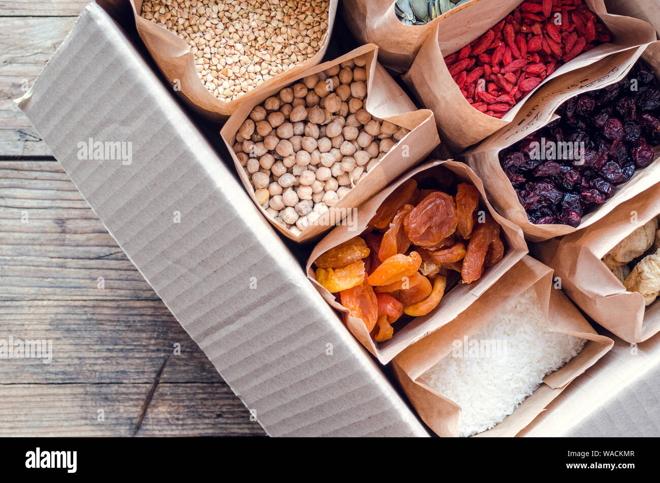 Zero waste delivery concept. Eco-friendly packing. Paper bags with ...