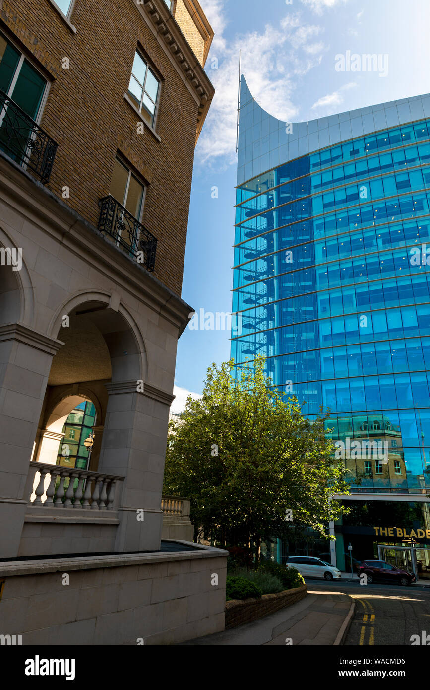 The blade reading skyscraper hi-res stock photography and images - Alamy