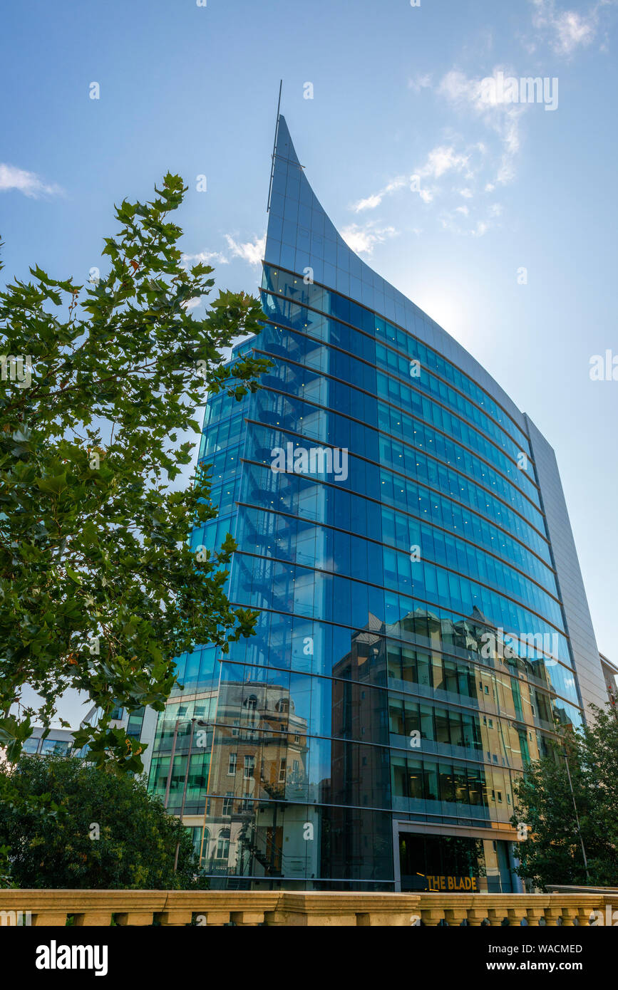 Abbey square reading hi-res stock photography and images - Alamy