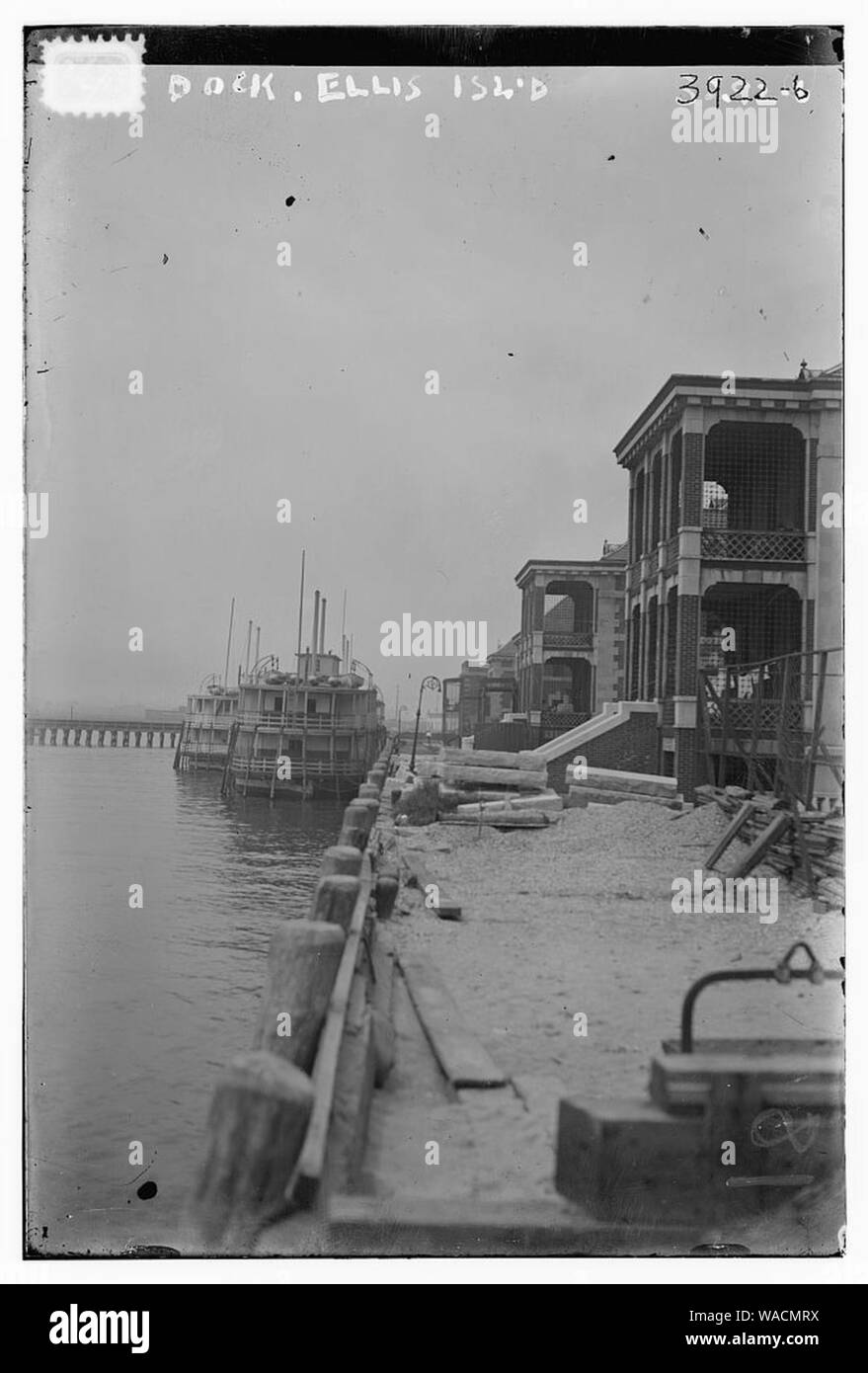 Dock, Ellis Isl'd (i.e., Island Stock Photo - Alamy
