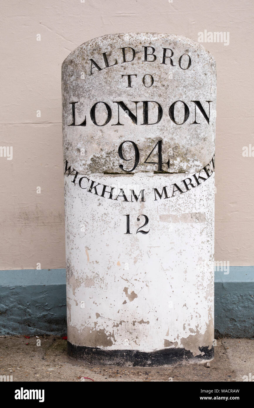 British milestone hi-res stock photography and images - Alamy