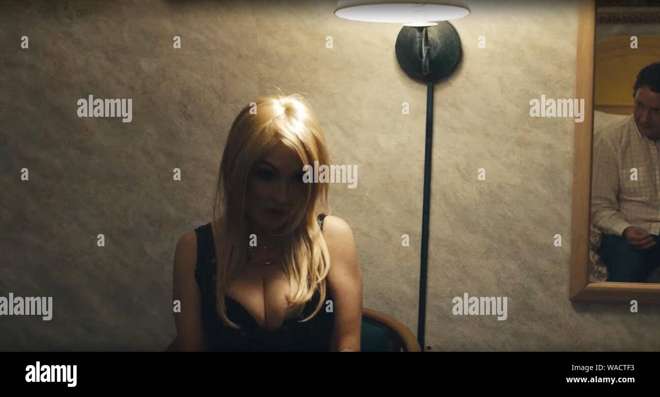 BIRDS WITHOUT FEATHERS, from left: Teri Marlowe, Cooper Oznowicz, 2018. © Synergetic ...