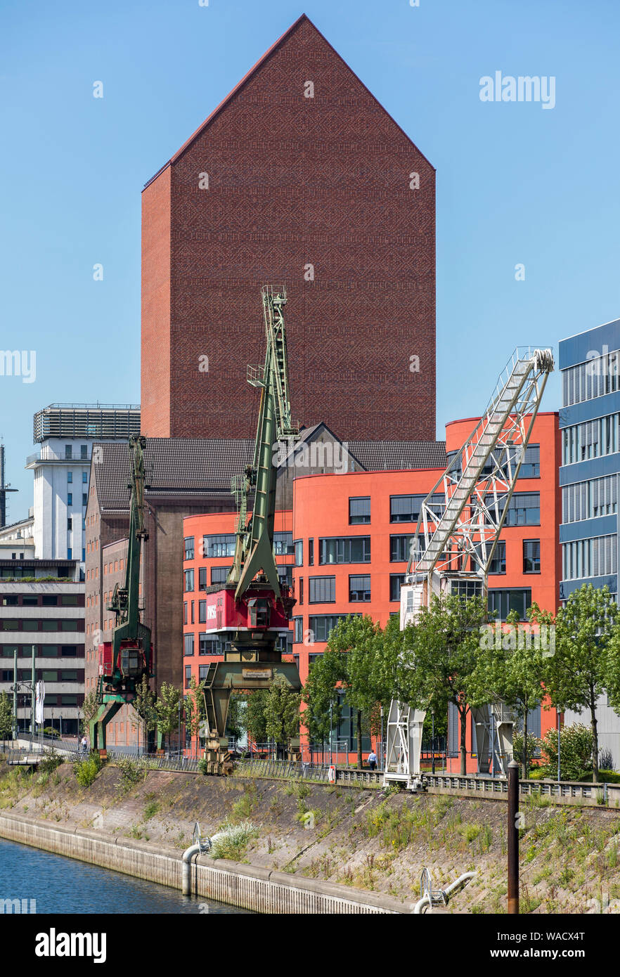 Inner harbour dusiburg hi-res stock photography and images - Alamy