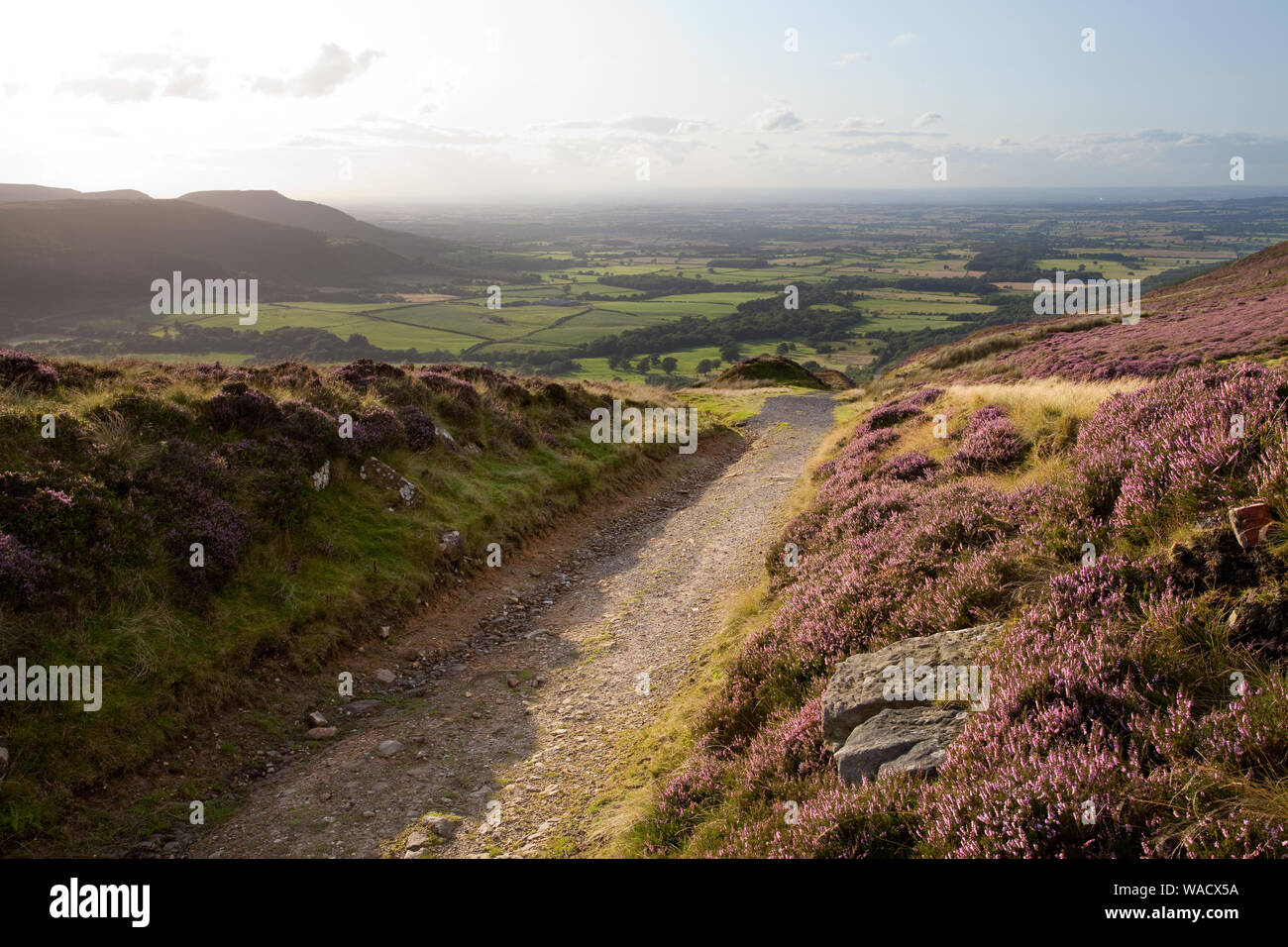 Vale of mowbray hi-res stock photography and images - Alamy